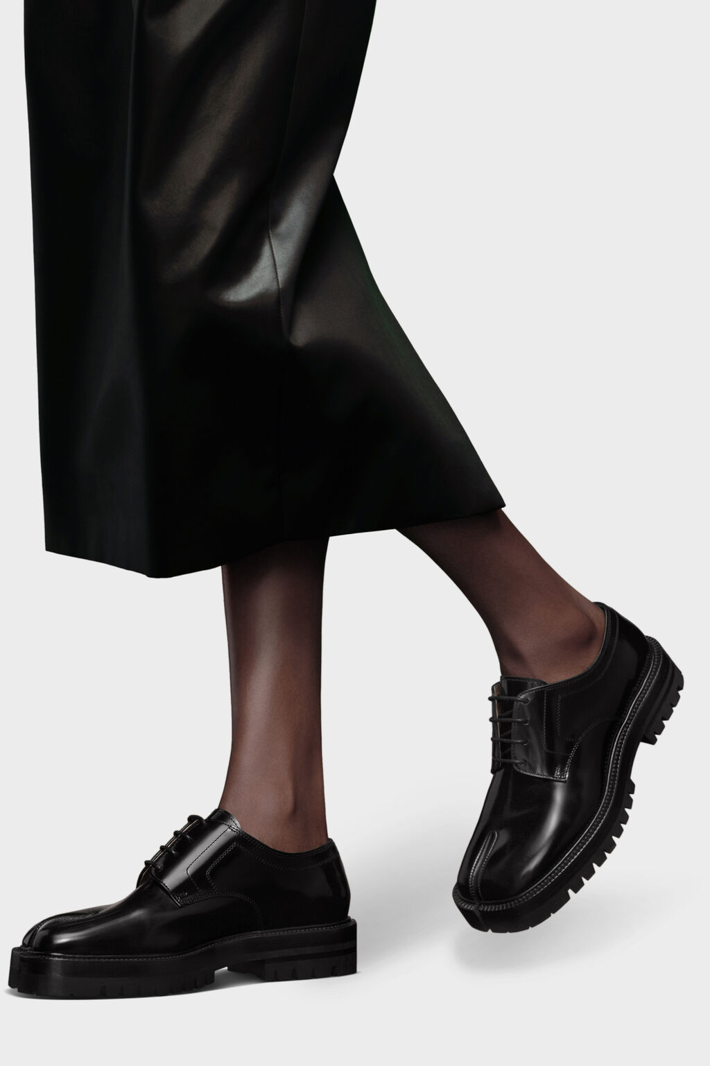 Women's Black Leather Tabi Lace-Ups | Maison Margiela