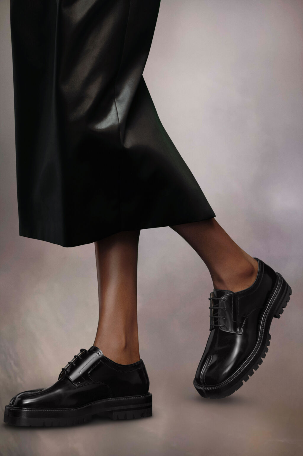 Women's Black Leather Tabi Lace-Ups | Maison Margiela