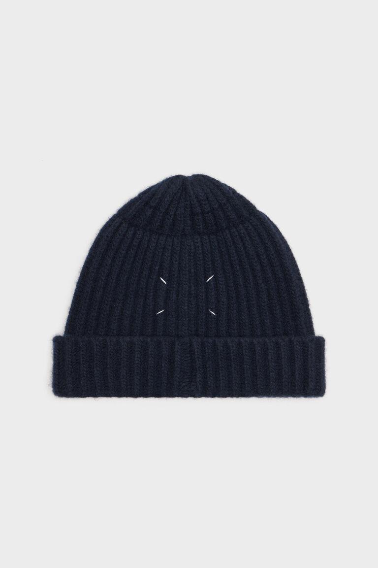Virgin wool ribbed beanie